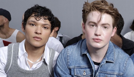“Heartstopper” Star Kit Connor Sits With Omar Rudberg At Fashion Show ...