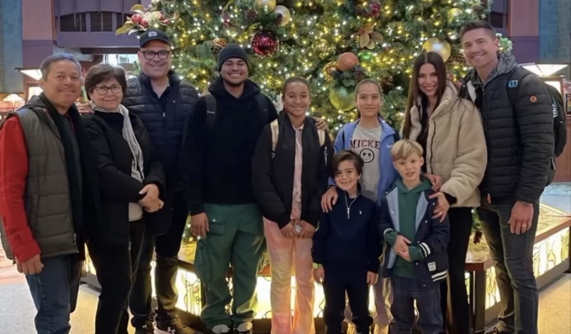 “The Rookie” Star Eric & Family Kicks Off Year With Disneyland Trip ...
